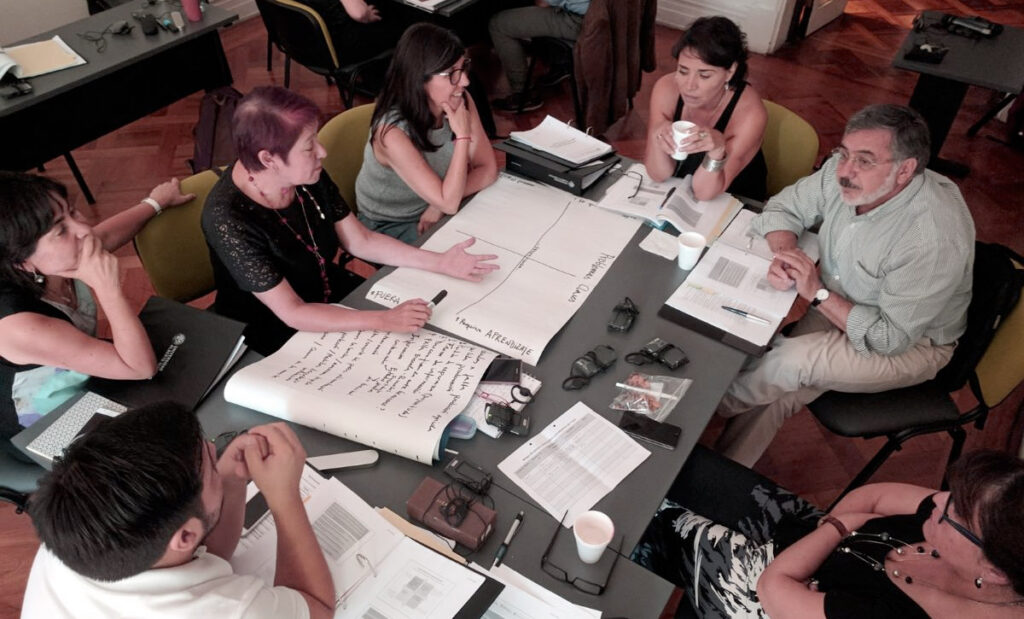 Coloquio «Conflictos sociales y comunitarios: Participación ...